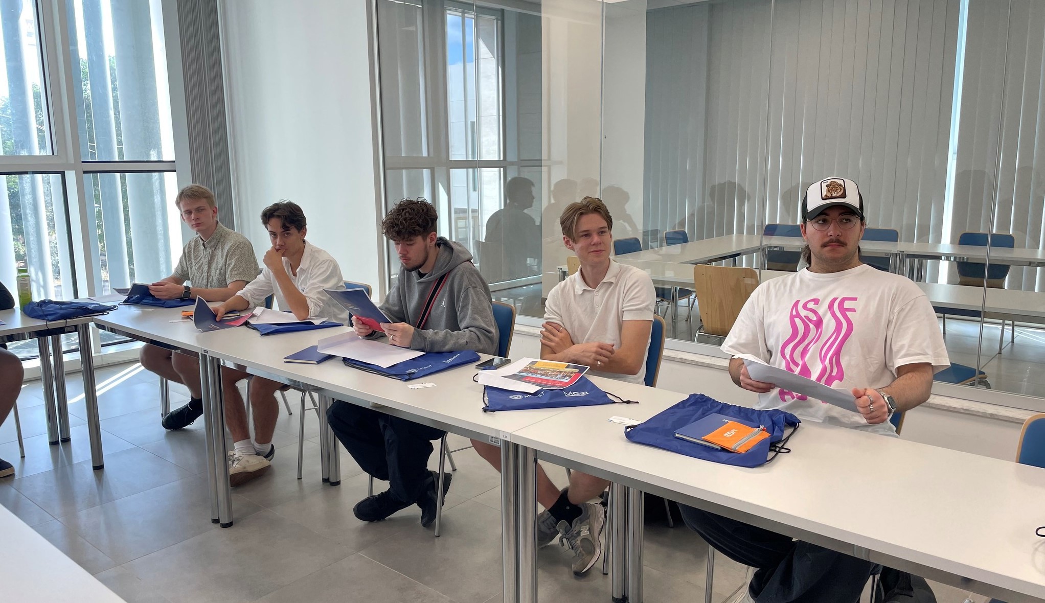 2DEB er på plass på college i Malta!